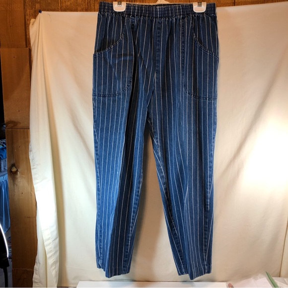 Cascade Blues | Pants & Jumpsuits | Vintage Cascade Blues Striped Capri ...